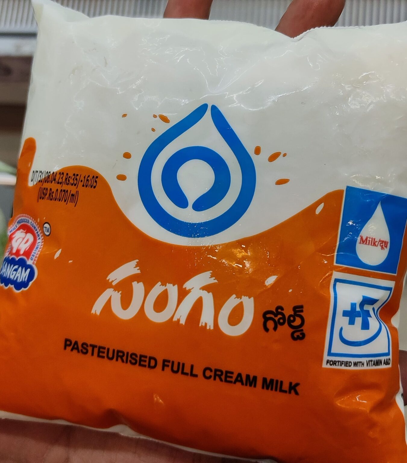How Long Does Milk Last – Is Expired Milk Safe To Eat & Here’s How To ...